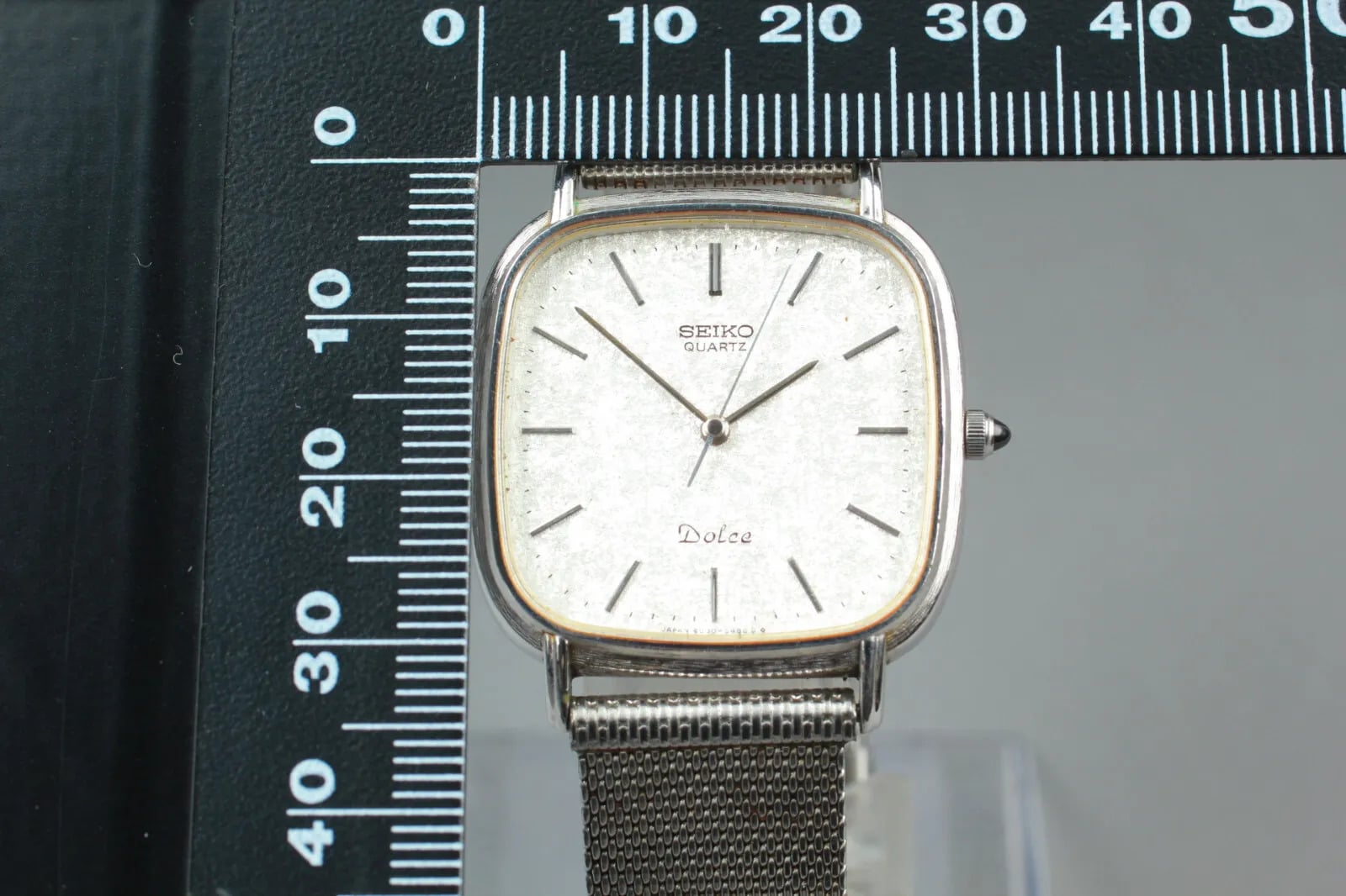 [WTS] [US] Vintage Seiko Dolce 6030-5420 Quartz Men's Silver Dial ...