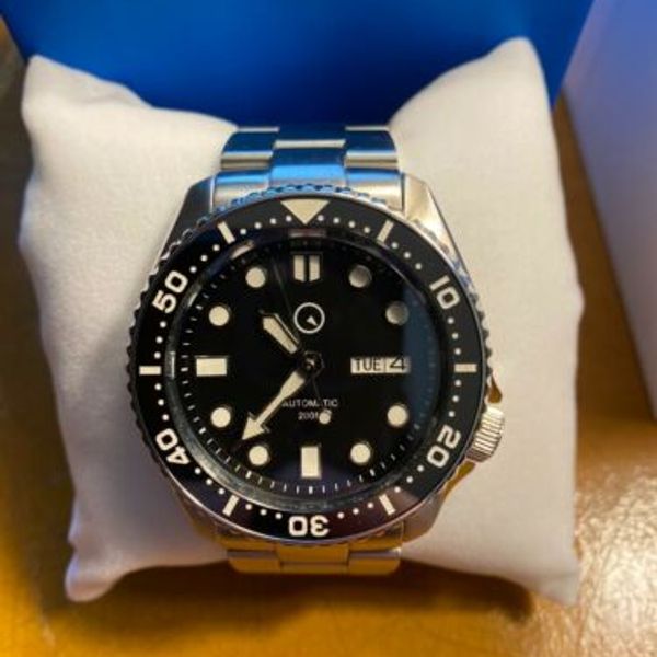 ISLANDER DIVE WATCH (Seiko SKX 42 MM) | WatchCharts