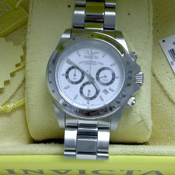 (SOLD) FS: Invicta 9211 Speedway white dial | WatchCharts Marketplace