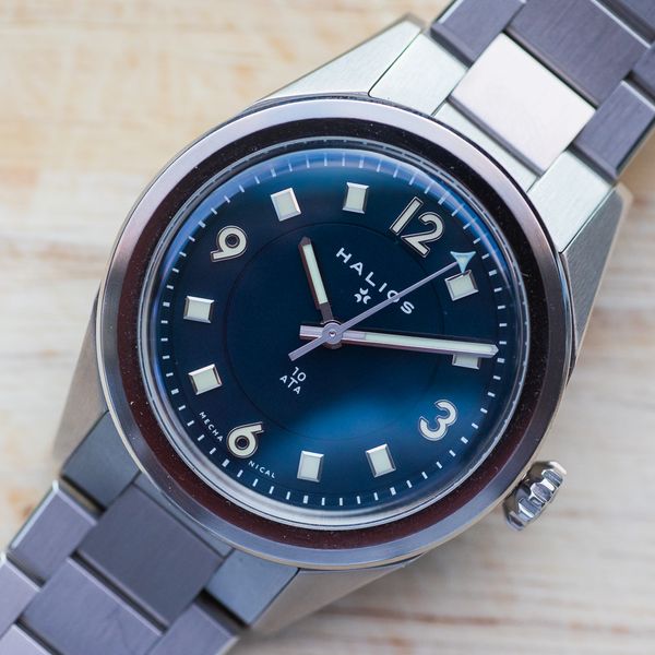 [WTS] Halios Universa Bathyal Blue, full kit | WatchCharts Marketplace