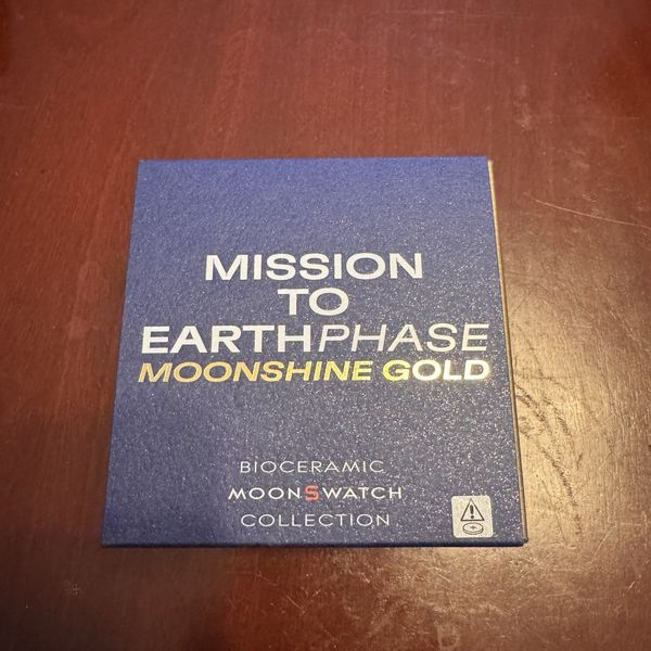 Omega Swatch Seamaster MISSION TO EARTHPHASE - MOONSHINE GOLDï ...