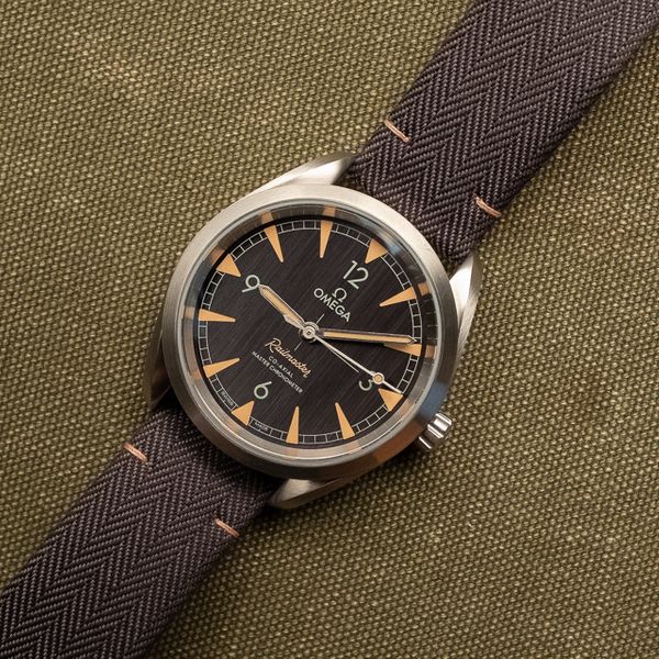 Omega Master CoAxial Railmaster - Bracelet and Strap | WatchCharts ...