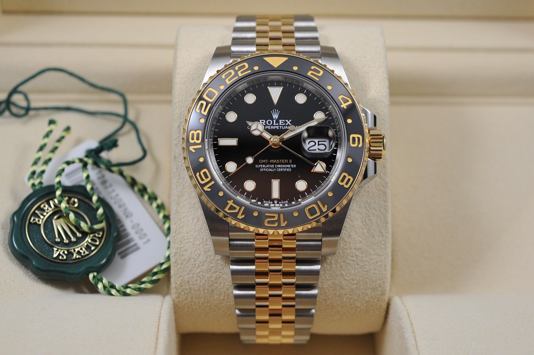 FS: BNIB Rolex GMT Master II 126713 GRNR Black/Grey - Complete Set ...