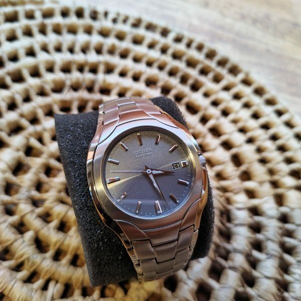 Citizen Eco-Drive E111-S022240 Men's Watch | WatchCharts Marketplace