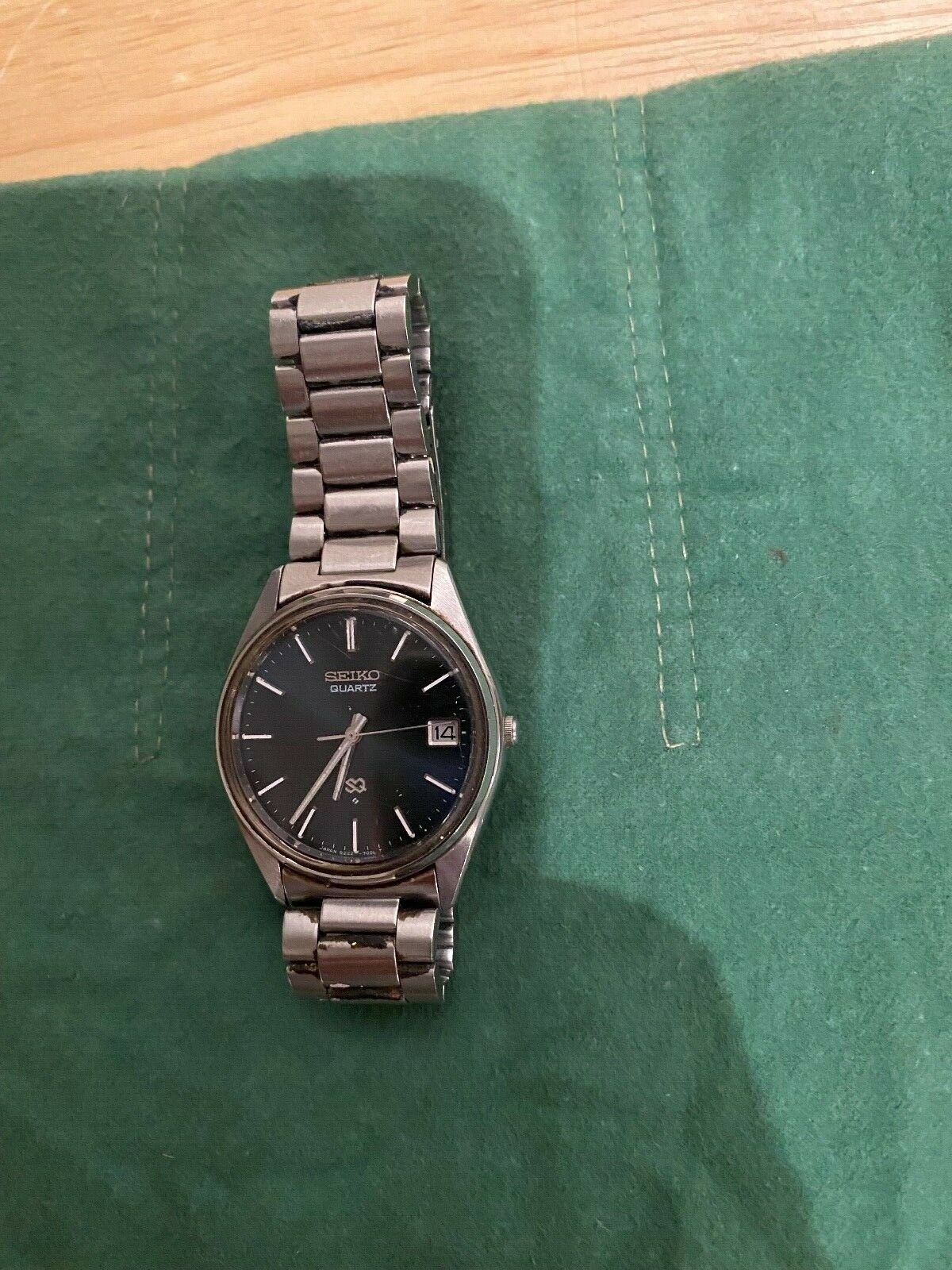 VINTAGE SEIKO MENS WATCH MODEL 8222-7009 ACCURATE TIME NEW BATTERY ...