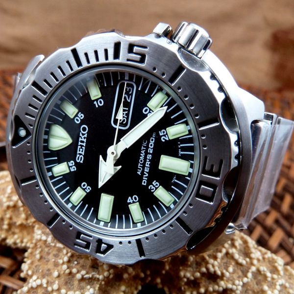 Nib: Seiko black dial monster on bracelet 200m diver | WatchCharts ...