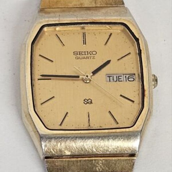 Vintage Seiko SQ 8123-5189 Gold Tone Day/Date Mens Tank Watch Runs SHIPS FREE | WatchCharts ...