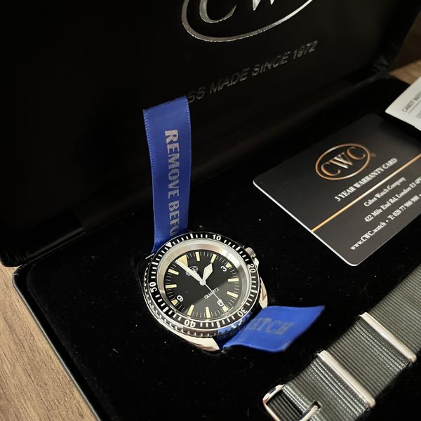 [WTS] CWC 1983 Royal Navy Diver Reissue $750 | WatchCharts