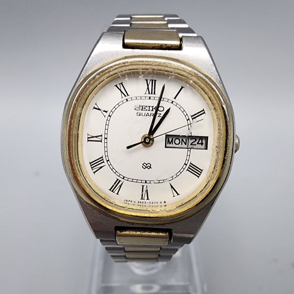 Vintage Seiko SQ Watch Women Two Tone White Dial Daydate 24mm Rectangle ...