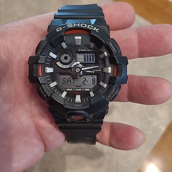 GA-700 5522 Casio G-SHOCK 20 BAR 200M Water Resist Digital Analog Watch ...