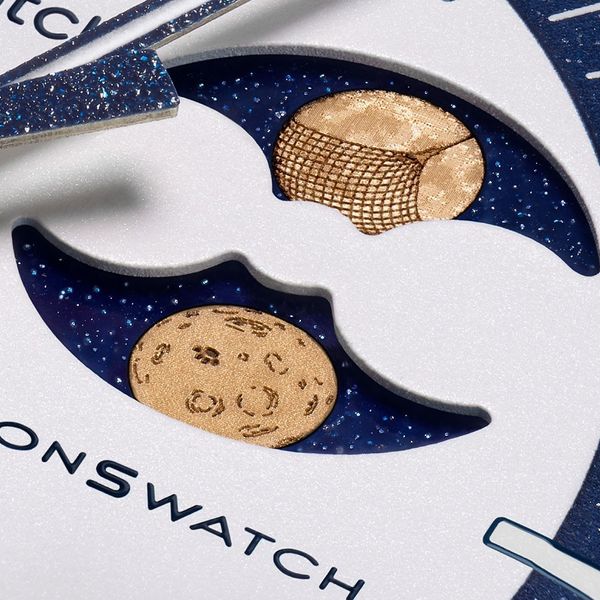 Swatch x Omega Moonswatch Mission To Earthphase Moonshine Gold Snoopy ...