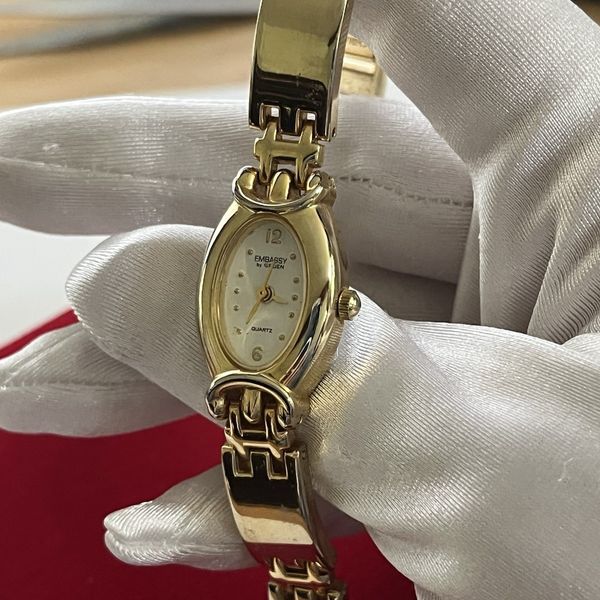 Gruen Embassy Womenâ s Watch Gold Tone Cuff Bracelet New Battery ...