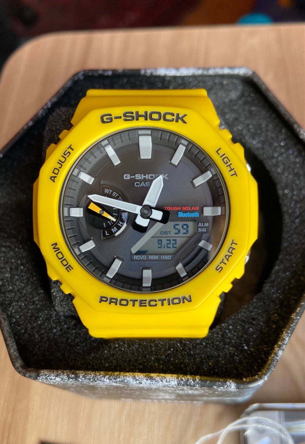 [$150 USD] G-SHOCK - Yellow CasiOak, Solar/Bluetooth - GAB2100C 9ACR ...