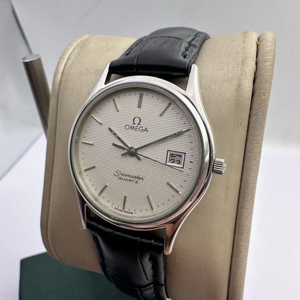 Omega Seamaster White Texture Dial 1982 WristWatch | WatchCharts ...