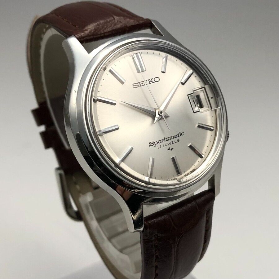 Seiko Sportsmatic (7625-8293) Price Guide & Market Data | WatchCharts