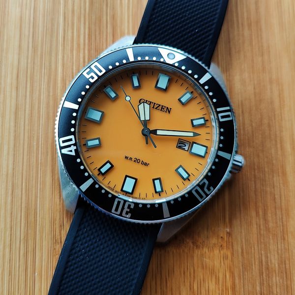 FS Citizen JDM orange diver rarity | WatchCharts Marketplace