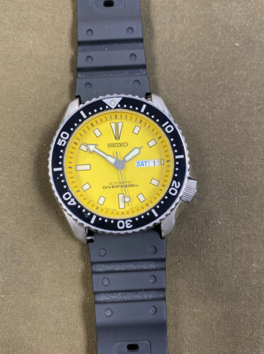 Seiko SKXA35 (7S26-0028) - Yellow Men's Automatic Diver's 200m Watch ...