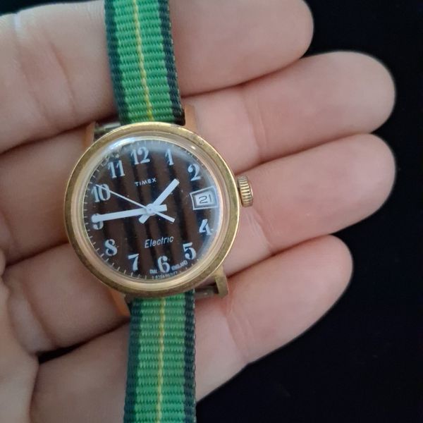 UNTESTED Vintage WOOD GRAIN Men's Timex The Time Machine Gold Tone ...