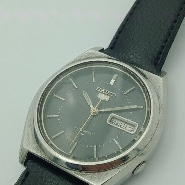 1995 Seiko 5 7009-876A Black Dial Men's Day Date Automatic Watch | WatchCharts Marketplace