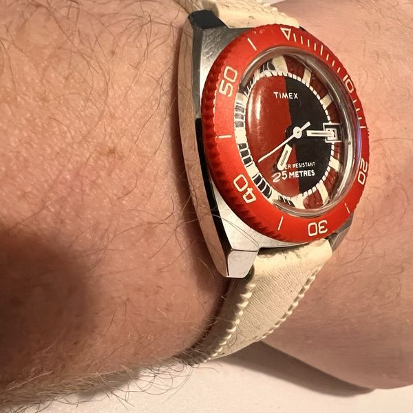 Vintage 1970s TIMEX Water Resistant Watch (Manual Wind) sprite model ...