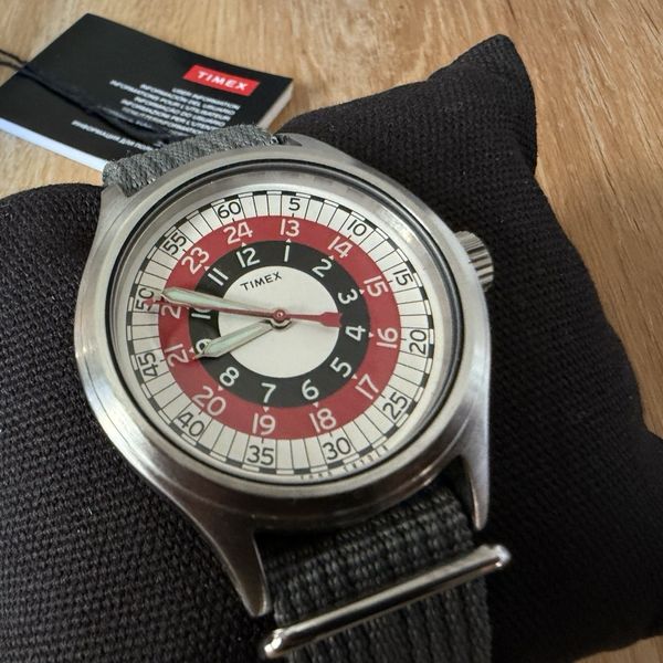 Timex x Todd Snyder Nylon Strap Quartz Men's Watch TW4B05700 Bullseye ...