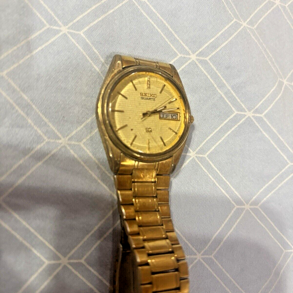 Seiko SQ Quartz Vintage Watch 8223-7189 A6 | WatchCharts Marketplace