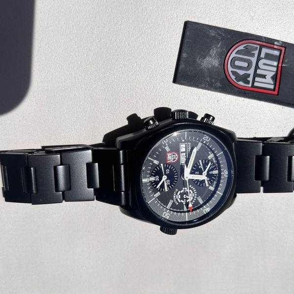 Luminox SR-71 Blackbird | WatchCharts Marketplace