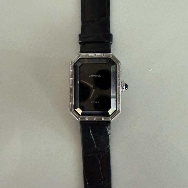 CHANEL PREMIÃ RE COLLECTION 18 KARAT WHITE GOLD WATCH.BAGUETTE DIAMONDS ...
