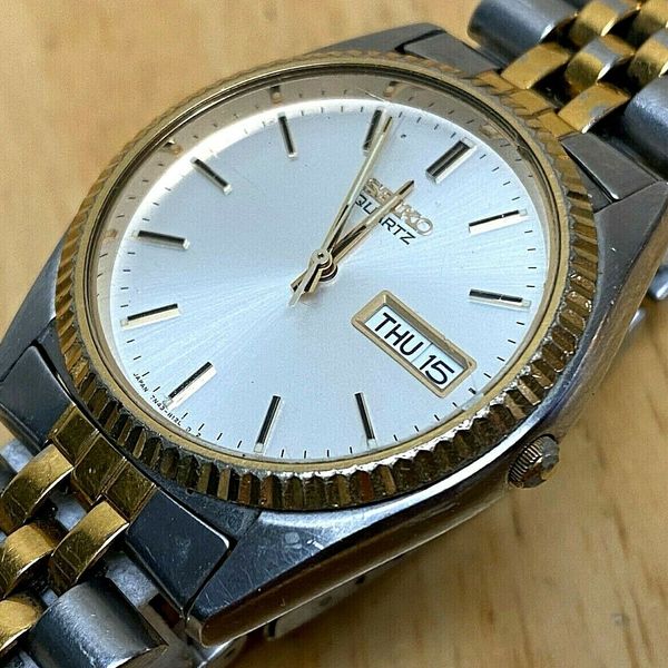 Seiko 7N43-8119 Men Dual Tone Fluted Bezel Analog Quartz Watch Hours ...
