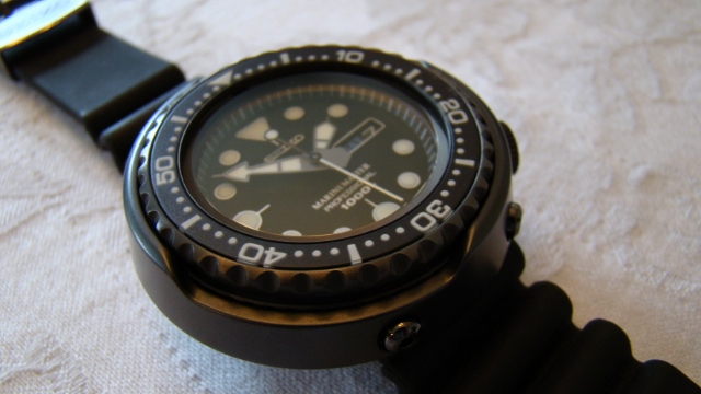 LNIB Seiko Darth Tuna SBBN013 - $1425 | WatchCharts