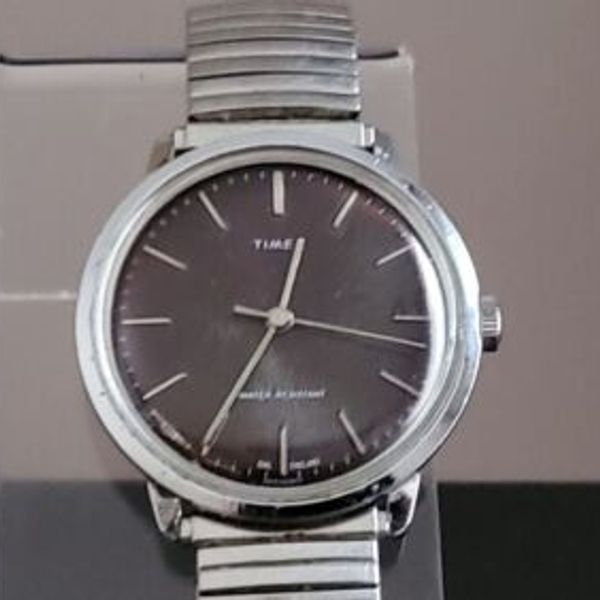 VINTAGE 1977 TIMEX HAND WIND WATCH DARK BROWN ENGLAND DIAL 2615102477 ...