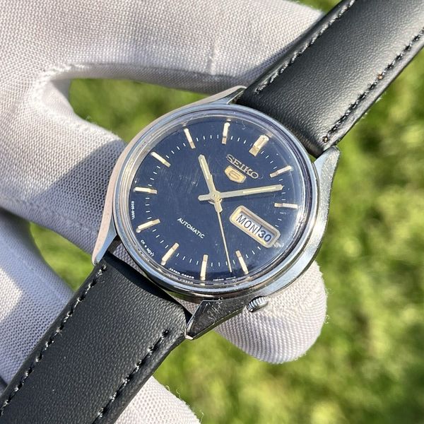 Vintage Seiko 5 Automatic Glossy Black Dial Japan Made Menâ s Watch 6309-8230 | WatchCharts ...