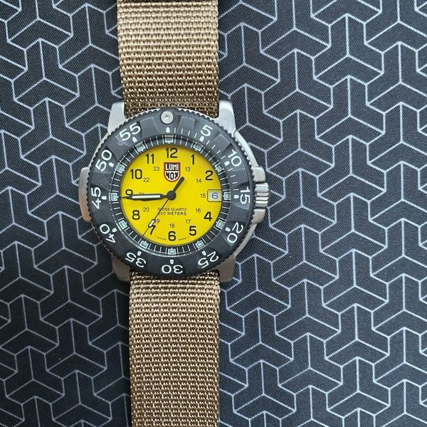 Luminox 3100 Series Yellow Dial | WatchCharts Marketplace