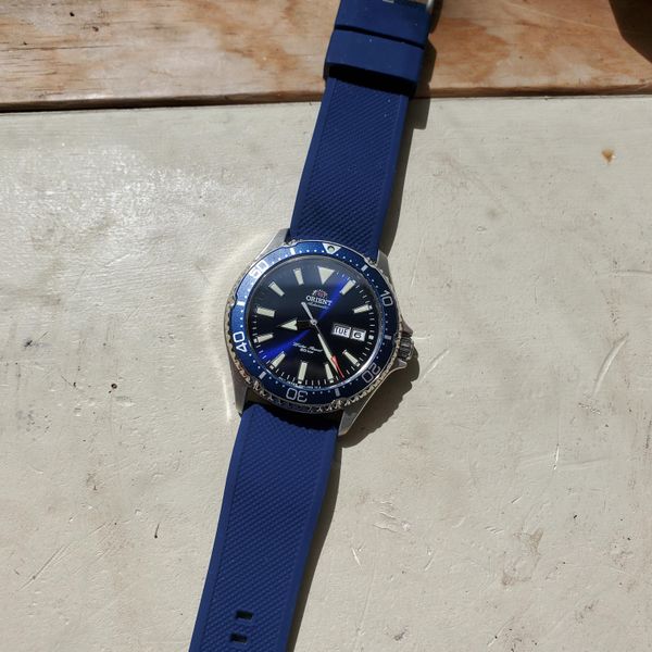 [WTS] Orient Kamasu blue on rubber strap | WatchCharts