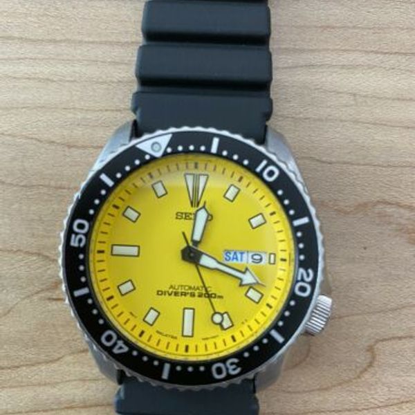 Seiko SKXA35 (501-111) - Yellow Men's Automatic Diver's 200m Watch ...