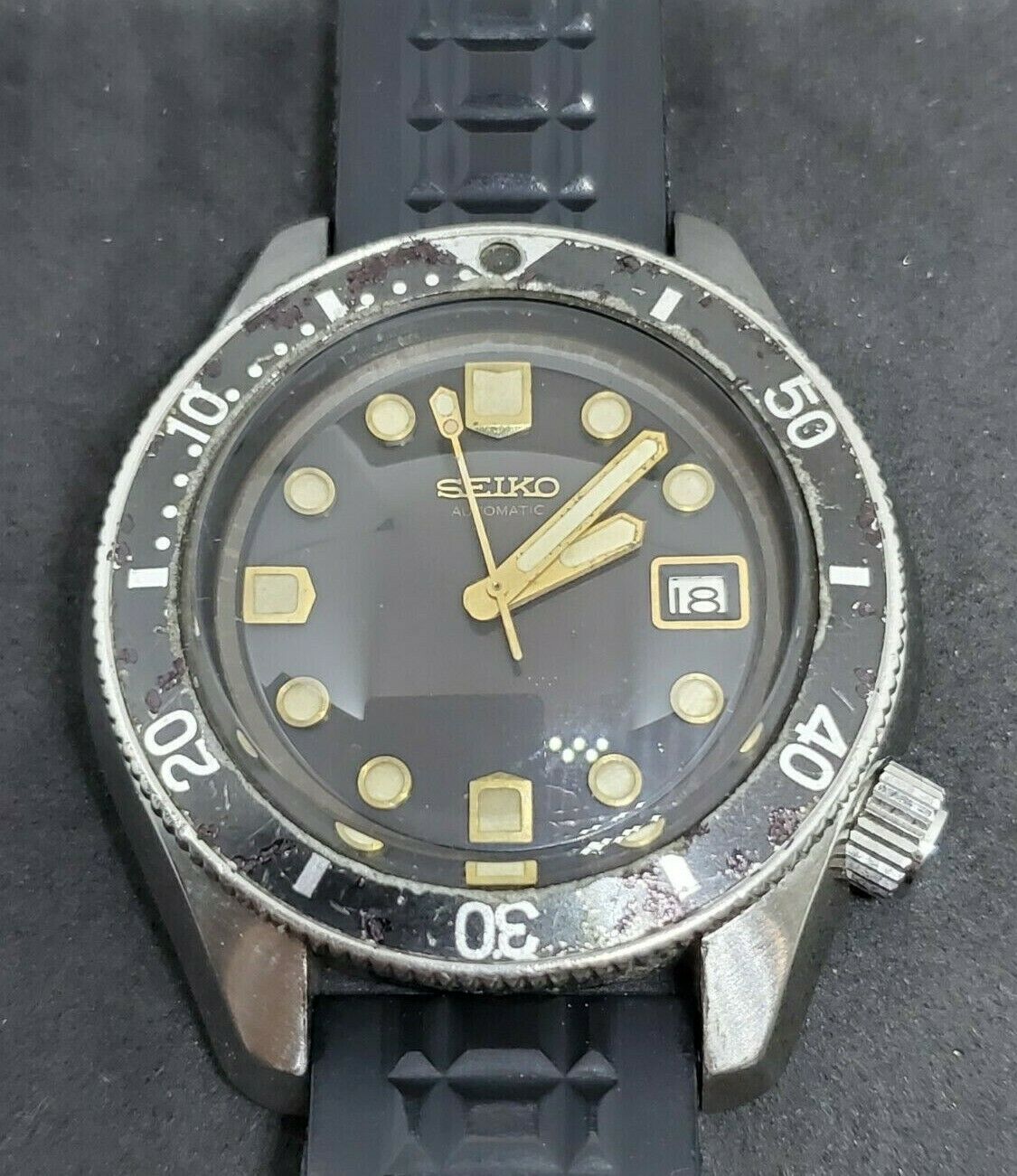 Very Rare Seiko 300m 6215-7000 1st Generation Men Divers Watch ...