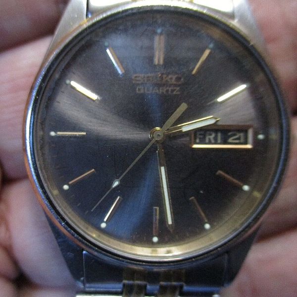 Vintage Seiko Quartz Watch 7N43-7A59 Men 2- Tone Gray Dial Day Date Runs great | WatchCharts ...
