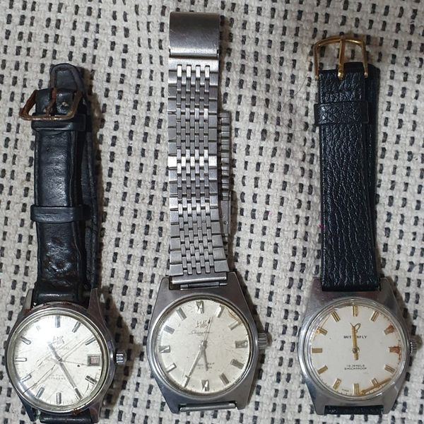 Vintage 70s Mechanical Watches - 上海/蝴蝶 | WatchCharts Marketplace