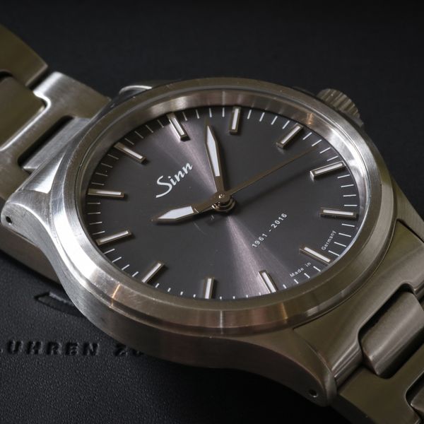 FS : Sinn 556 Jubiläum, full kit, on Sinn H-link bracelet | WatchCharts