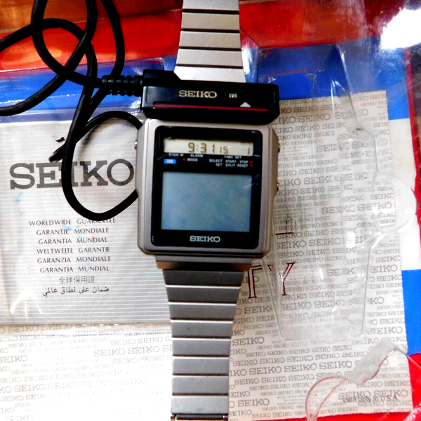 VINTAGE ANTIQUE OLD SEIKO JAMES BOND WRIST WATCH WITH WORKING ...
