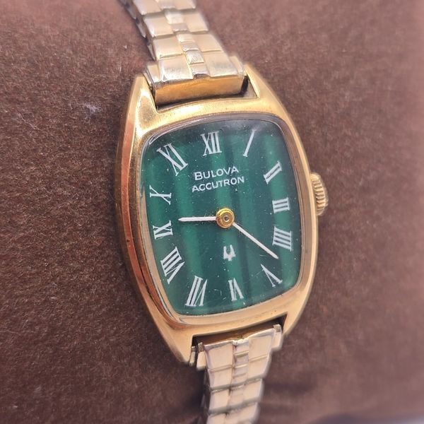 Vintage Bulova Accutron Gold Tone Green Dial Quartz Women's Wristwatch ...