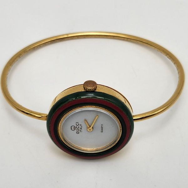 Vintage 1990â s Gold Womenâ s Gucci Watch - New battery | WatchCharts ...