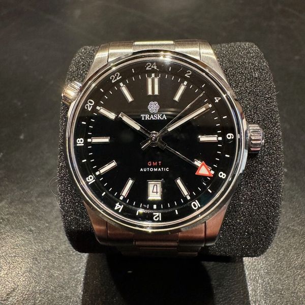 Traska Venturer - Carbon Black | WatchCharts Marketplace