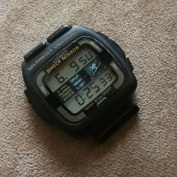 citizen shock sensor alarm chrono lcd digital watch d131-312945 japan ...