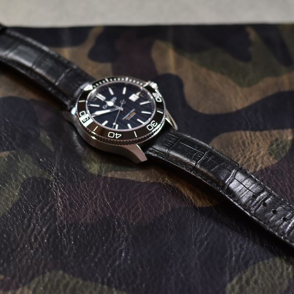 Christopher Ward C60 - Black Dial/Black Bezel - OLD LOGO Automatic Movt ...