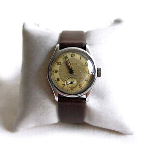 Old Wristwatch by Arcadia | WatchCharts Marketplace