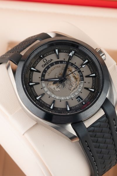 Omega Seamaster Aqua Terra 150M Co-Axial Master Chronometer GMT ...