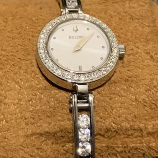 bulova swarovski crystal Womn’s watch C865139 | WatchCharts Marketplace