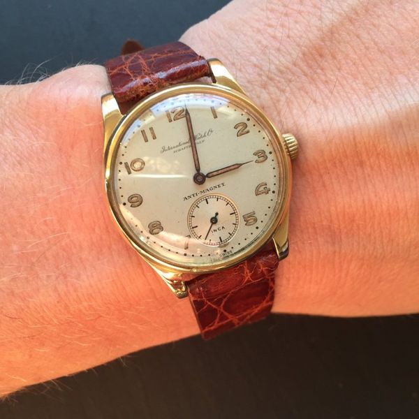 FS IWC calibre.83 18K INCA 'Anti-magnet', circa 1948, completely ...
