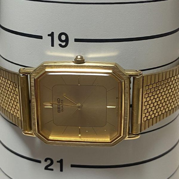 Seiko Square Gold Vintage Quartz Mens Watch 36mm Japan Made Adjustable ...